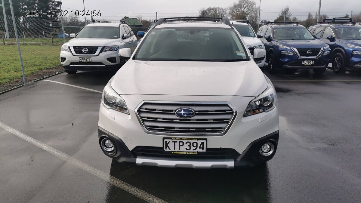 Subaru Outback | Worldwide Motorhome Holidays